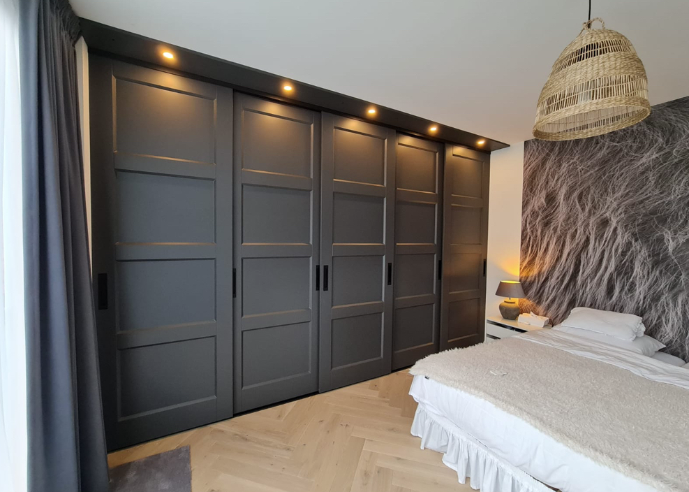 Inbouwkasten.com | Wat kost een inbouwkast?